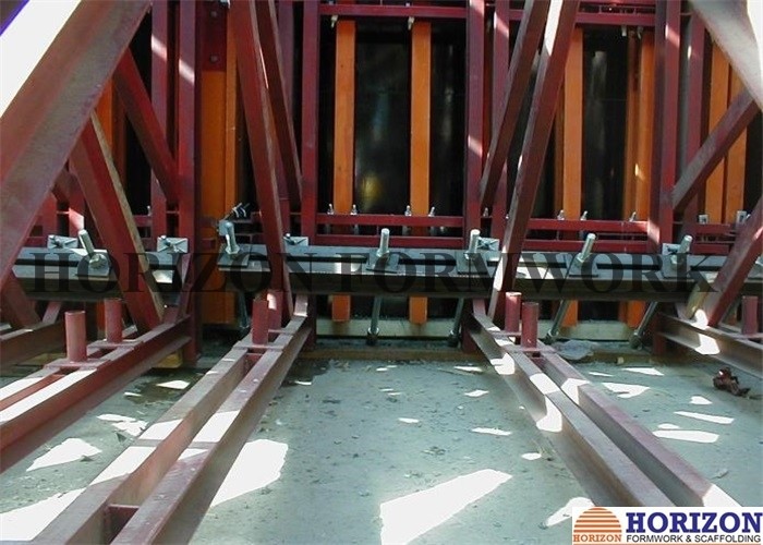 Heavy Duty One Sided Concrete Wall Forming Powder Coating Furface Crane ...